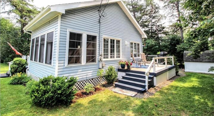 The Douglas Family Cottage The Bluff Parlee Beach - Shediac