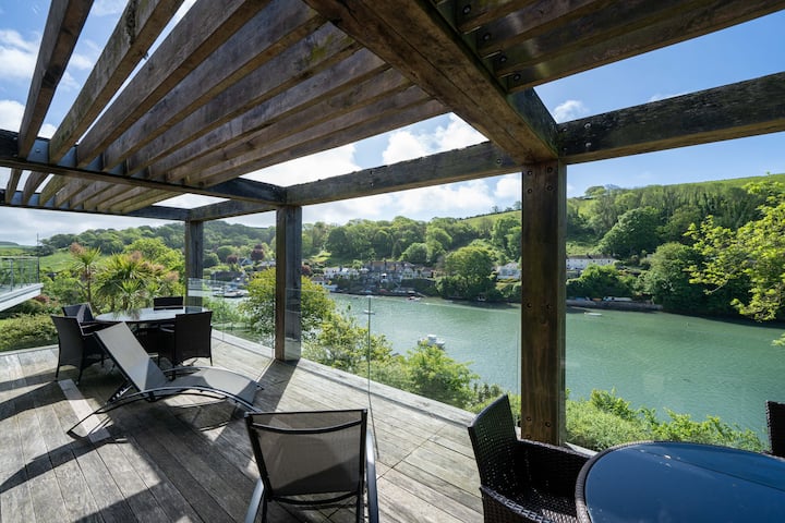 Stunning 4 Bed House With Outstanding River Views - Noss Mayo