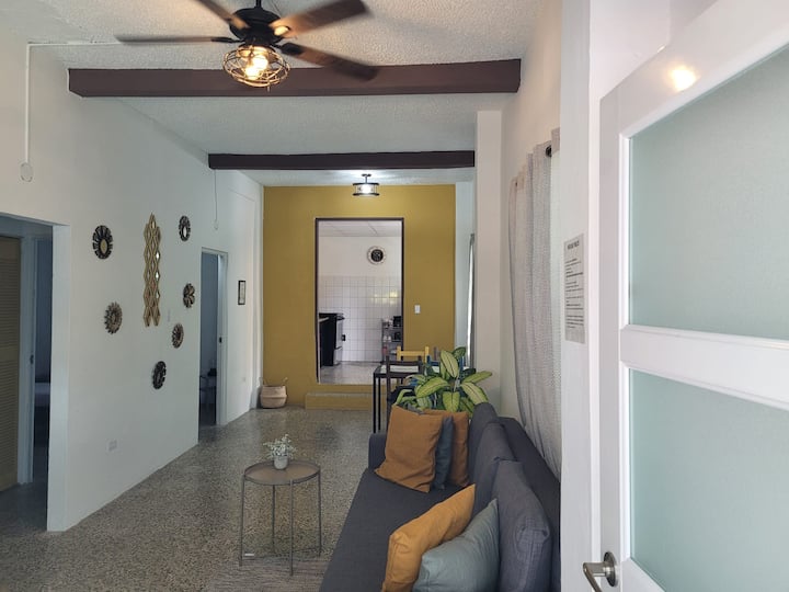 2 Bed/balcony, 1st Fl Near Beach, Food, Nightlife - San Juan
