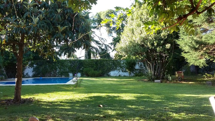 Casa Quinta Con Pileta A 3 Cuadras De La Laguna. - Chascomús