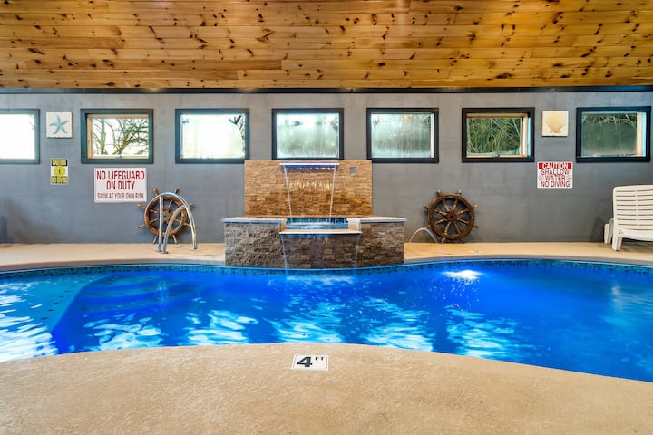 Pearl Of The Valley | 6br, Indoor Pool & Hot Tub - Townsend, TN