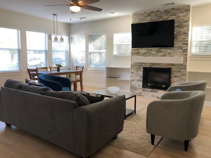 Just Renewed 3br/2ba House In Excellent Location - Denton, TX