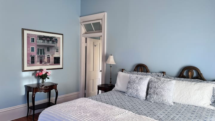 Winterfell Suite - Picton