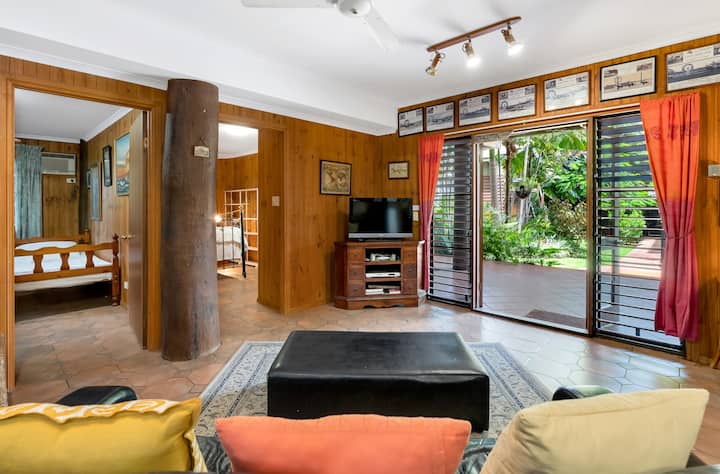 2 Bedroom Edge Hill Guest Suite - Australia