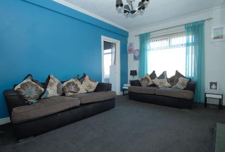 3 Bed House In Glasgow - East Kilbride