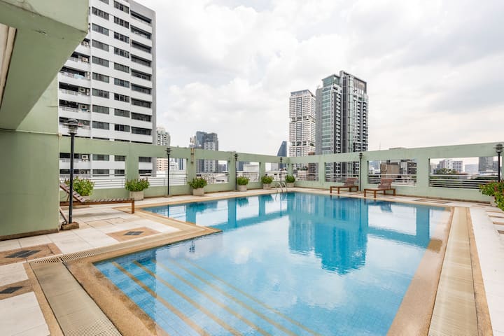 Serenity In Central Bangkok Pool, Gym 5min To Bts - Bangkok