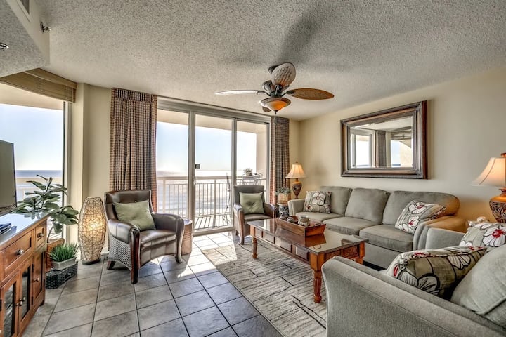 Gorgeous 3 Br/3 Bath Beachfront Condo - North Myrtle Beach, SC