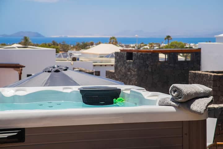 Spacious Villa Heated Pool Stunning Views Jacuzzi - Playa Blanca