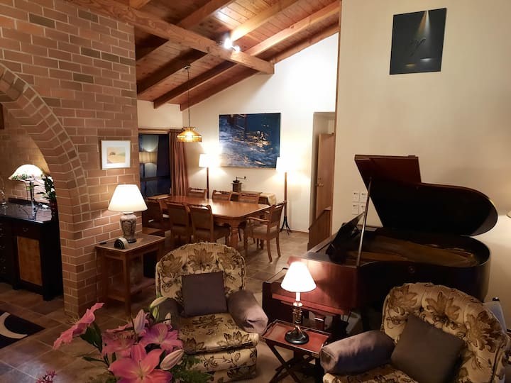 Riverside Homestead Waitangi River View Room - Kerikeri