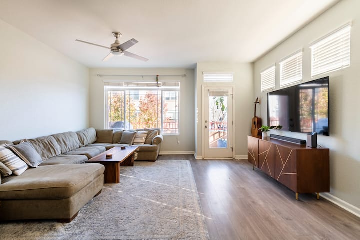 $0 Cleaning Fee, Wfh Paradise, Great Kitchen! - Aurora, CO