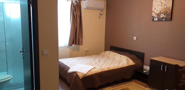 Buget B&b - Camera De Pensiune Linistita - Focșani