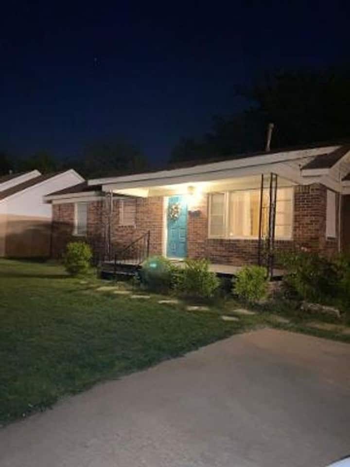 Best Location To Corner Groceries-1 Mile Into Post - Lawton, OK