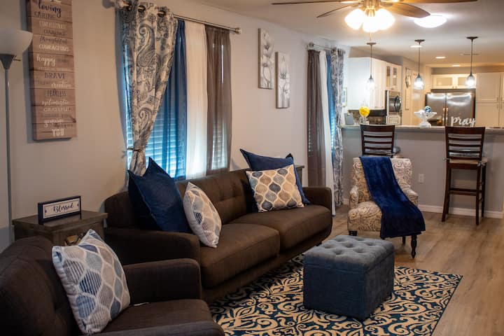 Cozy, Clean Sanford Cottage - Sanford, FL
