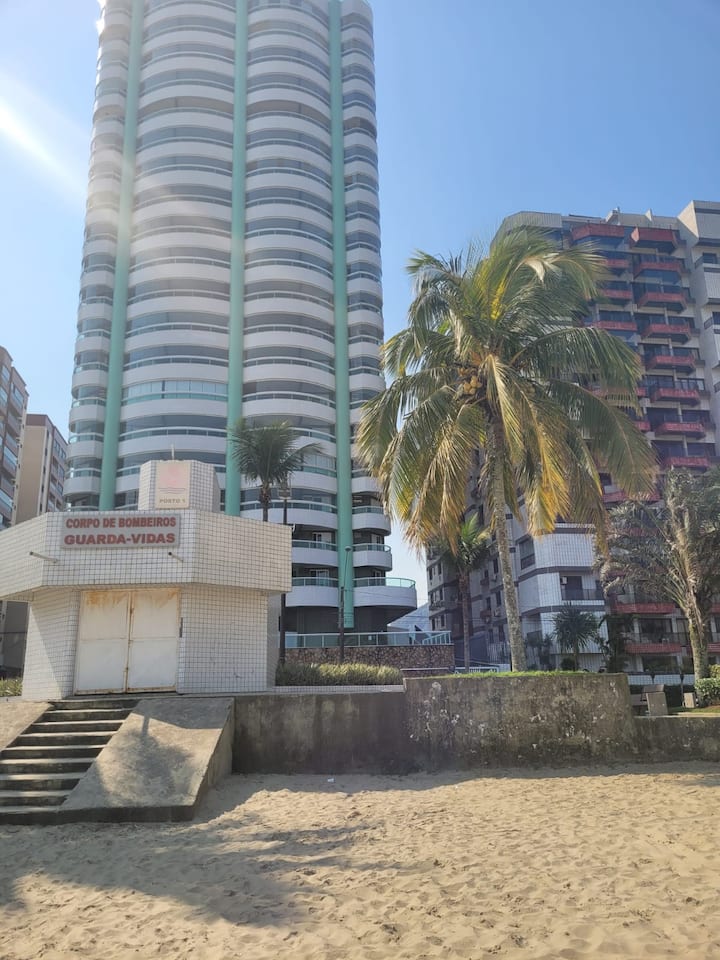 Ap Incrível Com Duas Vagas De Garagem - Praia Grande