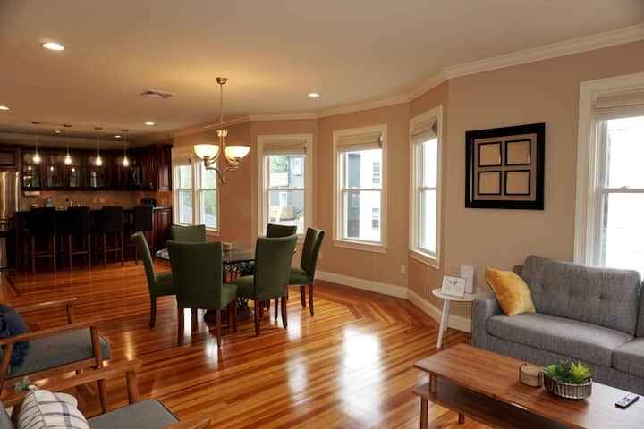 Treehouse Townhouse- Near Brown & Risd - Providence, RI