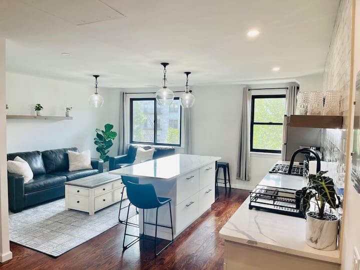 Cozy 2 Bdr In Lovely Astoria -15 Mins To Manhattan - New York