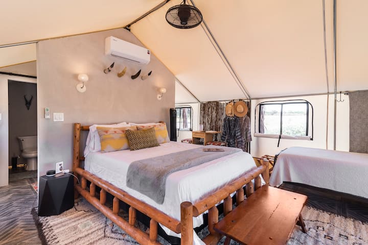 Glamping Under The Stars + Pool Tx Hill Country - Black Rock Park, Buchanan Dam