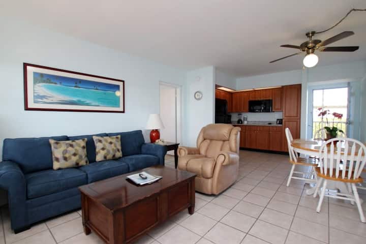 Fabulous View From 1 Bedroom Unit In Key Largo. - Key Largo, FL