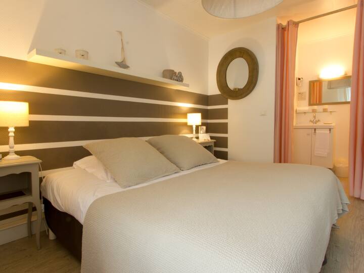 Chambre Supérieure Avec Douche - Hôtel Casa Cosy - Le Pouliguen