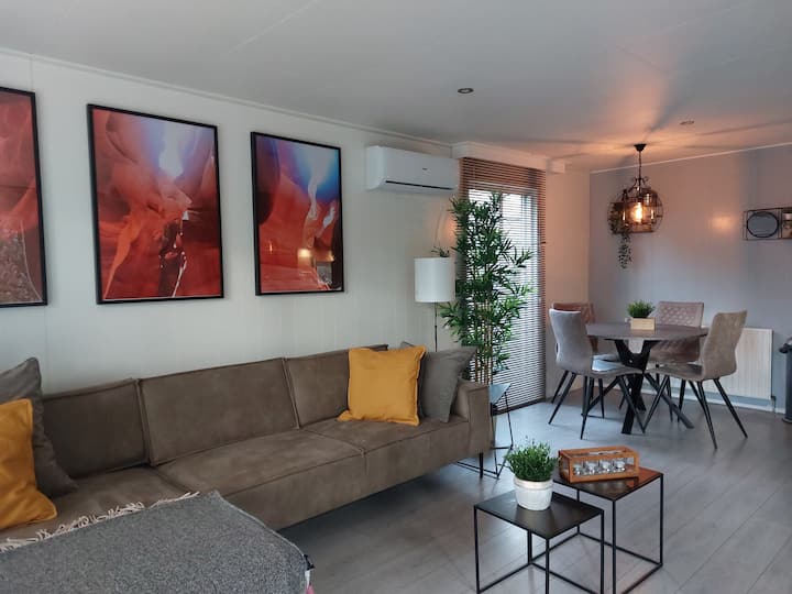 Chalet Met Airco Op Rustig Park Op De Veluwe - Putten