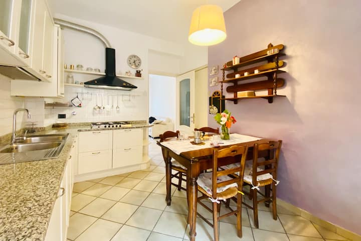 Casa Leon - Spazioso Appartamento Vicino Al Mare - Noli