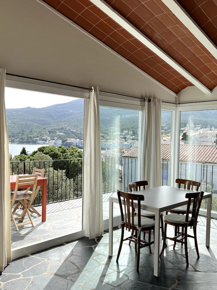 Fantastic Centric House With Sea Views In Cadaqués - Cadaqués