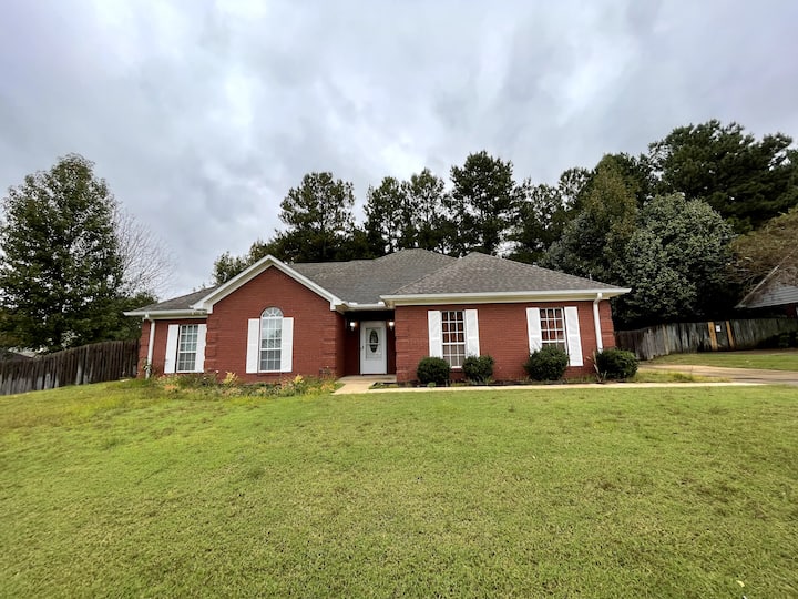 Ole Miss Vacation Getaway Home - Oxford, MS