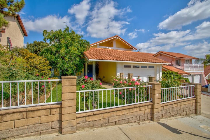 Montebello Hills Executive/family Home - Montebello, CA