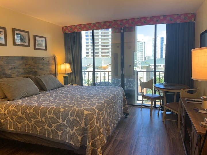 Charming Studio In Waikiki, Near Beaches, Shops. - Honolulu