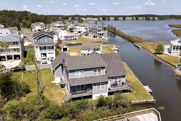 5 Br Waterfront Home - Walk To Beach - Bethany Beach, DE