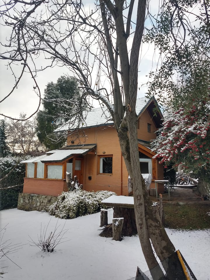2 Pax House- Good Locatin.peaceful Place.wifi.dtv. - San Carlos de Bariloche