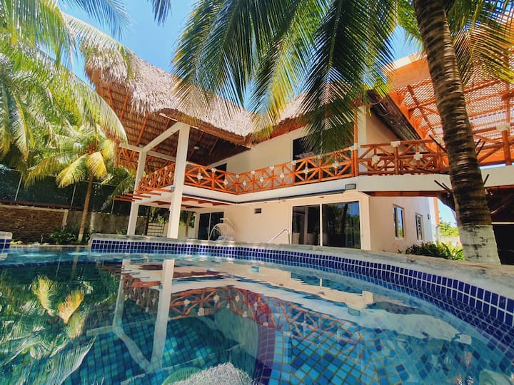 Casa De Playa Villa Palmeras - Guatemala