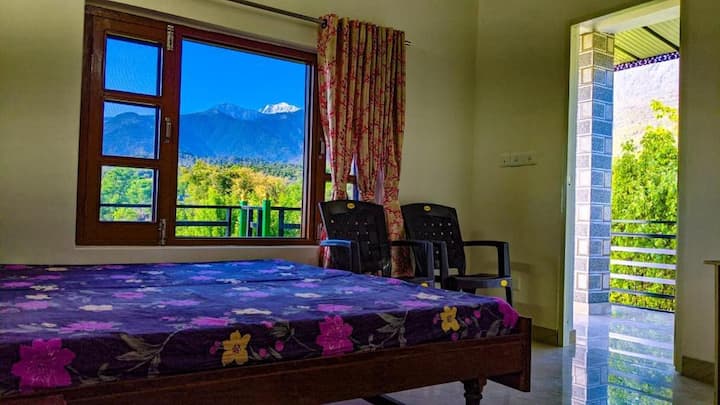 Bir Holiday Rentals & Homes - Himachal Pradesh, India | Airbnb