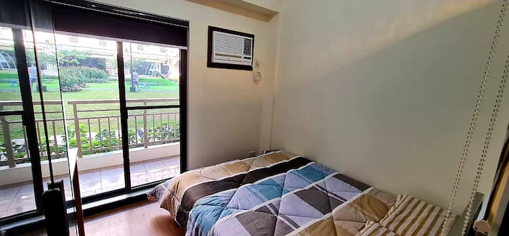 Lovely 1 Bedroom 135 Calathea Dmci Paranaque - Las Piñas