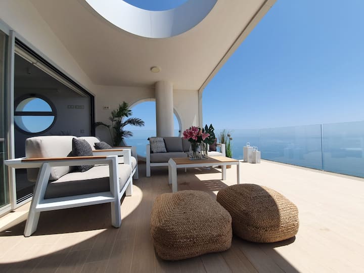 Penthouse Apartment,3 Bedrooms, Sea-view & Jacuzzi - Benalmádena