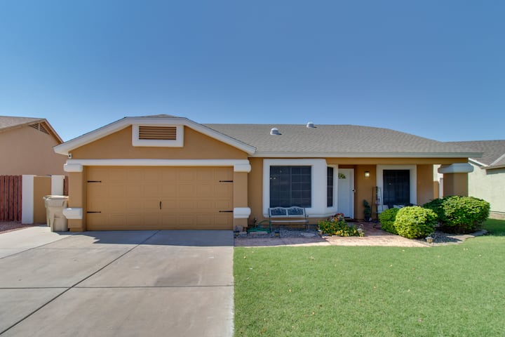 Home W/pool Located In Glendale - Nfl/nhl & More - Glendale