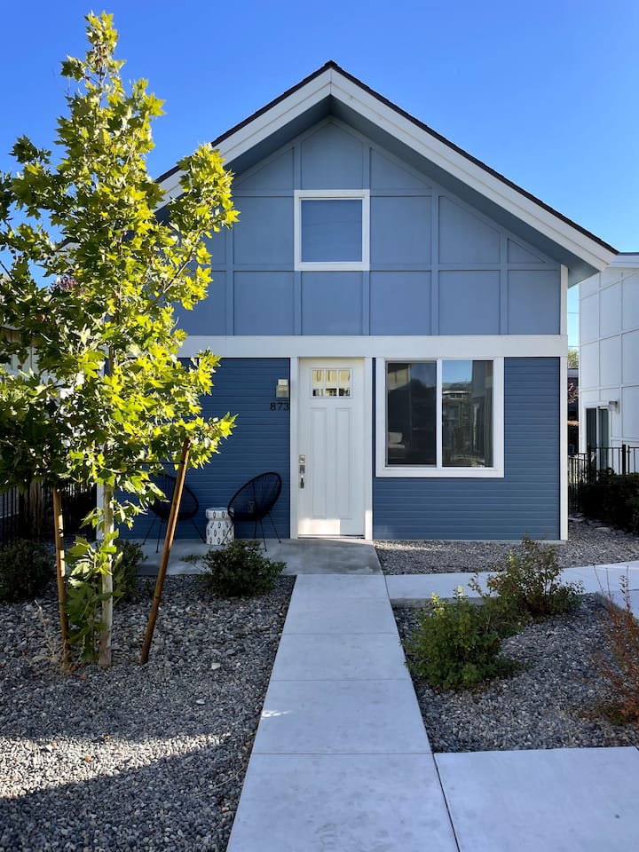 Modern Tiny Home Near Downtown Reno - Reno