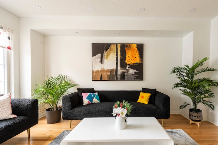 Stunning 3bd Home Near Yorkdale - Toronto