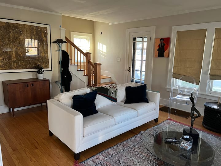 Charming 2br, Walk 2 Stadium! - Ann Arbor, MI