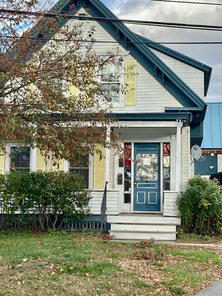 Lovely 2 Bedroom Apartment Available - Hanover