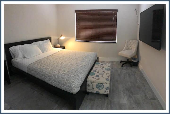 Work From Home, Feel At Home. Great Wifi Speed! - Miami, FL