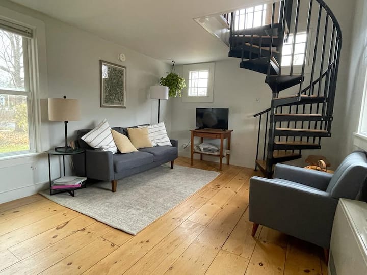 Charming 1bd Loft In Shelburne - Shelburne, VT
