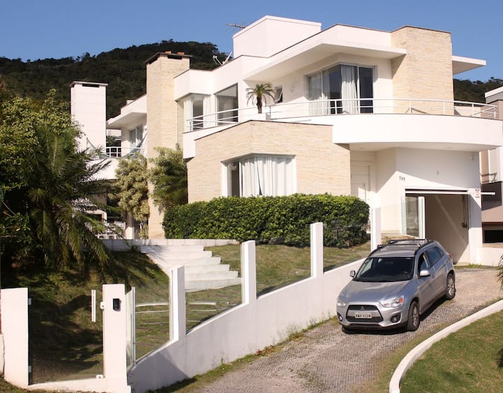 Alto Panorâmico: ÁRea Gourmet, Lareira, Piscina - Garopaba
