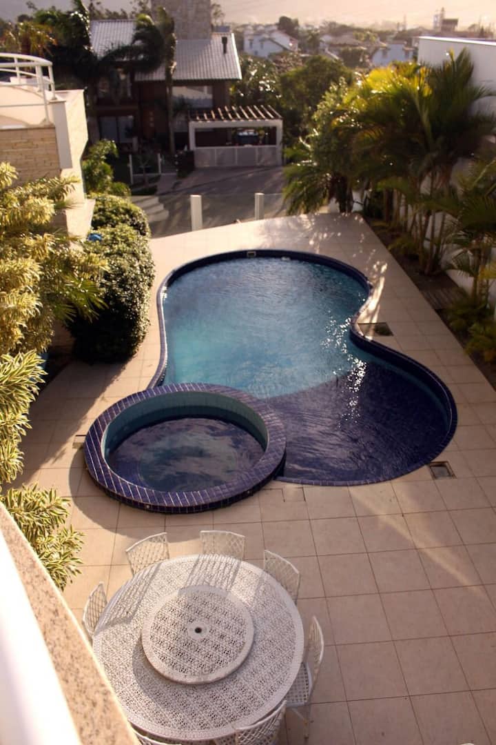 Casa Alto Padrão Em Garopaba Com Piscina - Garopaba