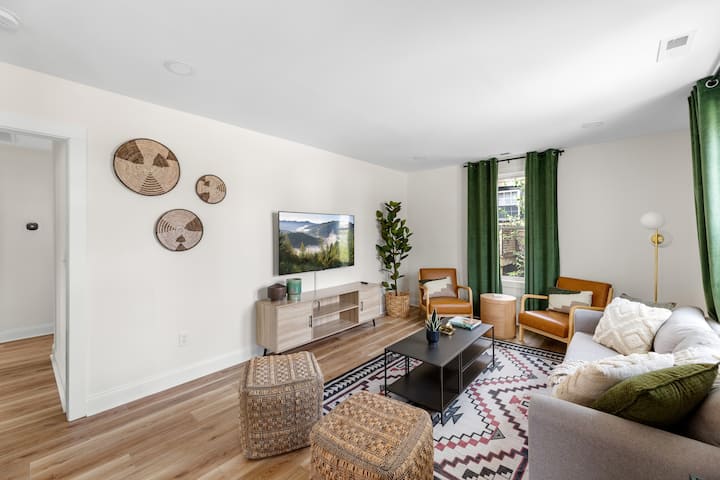 Pet Friendly Bungalow Minutes From Uptown Clt - Davis Lake, Charlotte