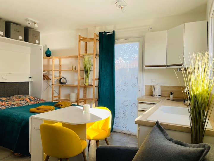 Studio Cocooning, Au Calme Avec Terrasse - Romans-sur-Isère