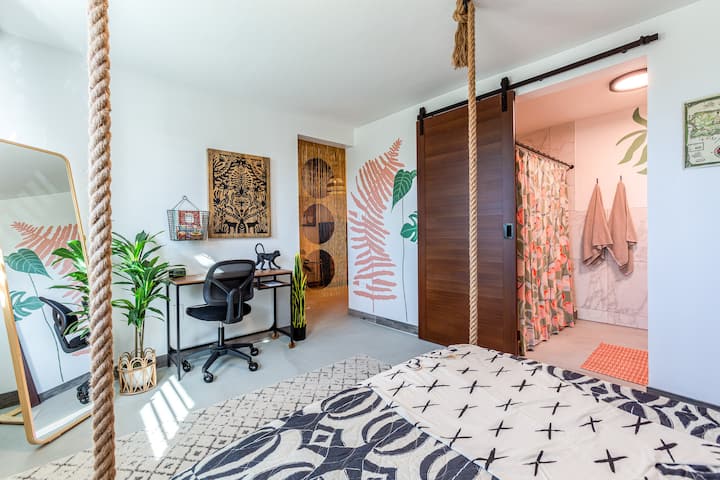 The Bungal-oh! || Lair Of The Octopus - Aguadilla