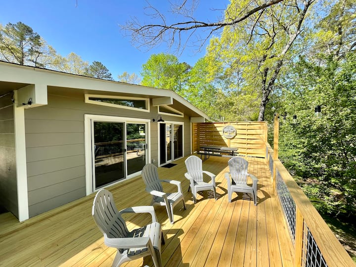The Greywood - A 2 Bedroom Bungalow On The Back40 - Bella Vista, AR