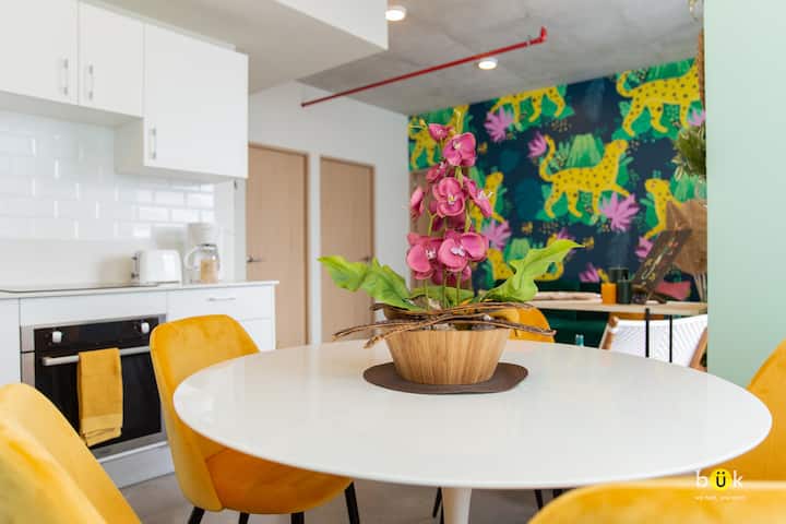 Tropical 2 Bedroom Unit In The Heart Of San José - San José