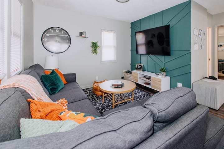 Stay Here To Visit Your Macalester College Student - Saint Paul, MN